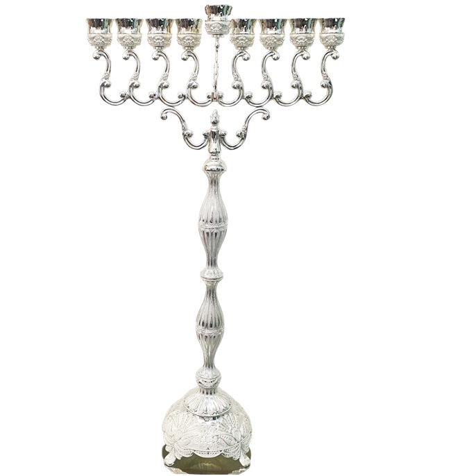 חנוכיה פיליגרן מוכספת מידות 92x48 ס”מ - שמחי ובניו